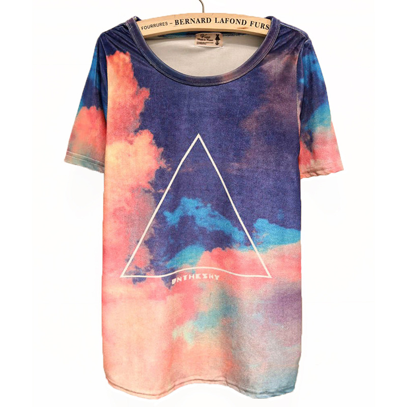 Gradient Sky Geometric Print Slim Tshirts on Luulla